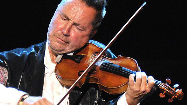 Prom 34: Nigel Kennedy, Palestine Strings, the Orchestra of Life | The Arts Desk